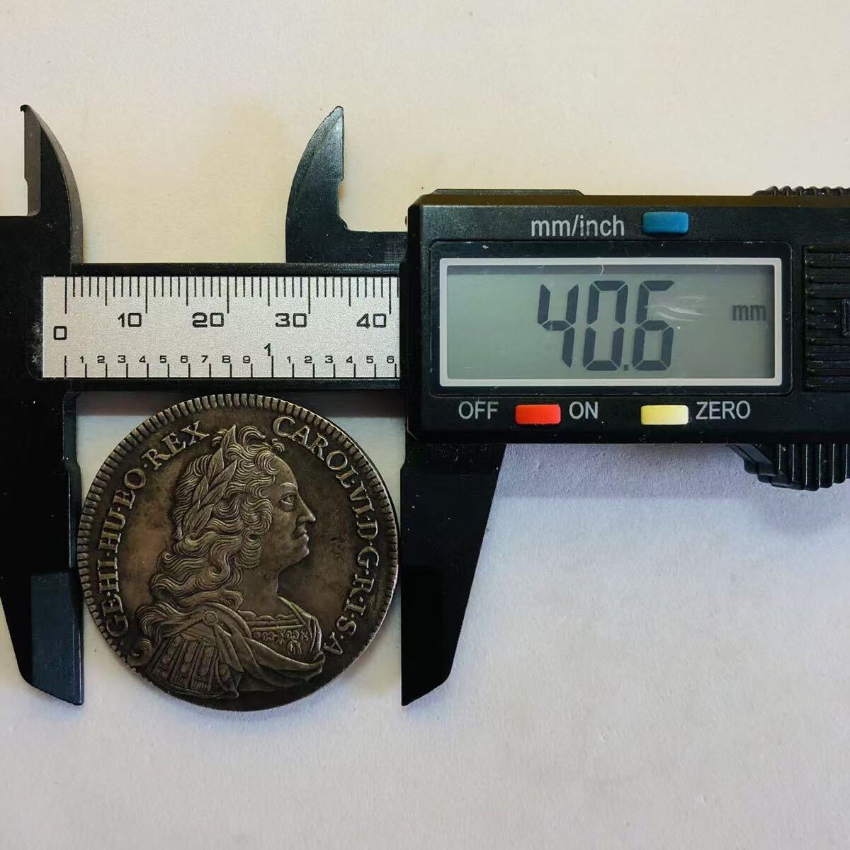 Yahoo!オークション - 神聖ローマ帝国 銀貨 硬貨 古銭 カール6世 1733...