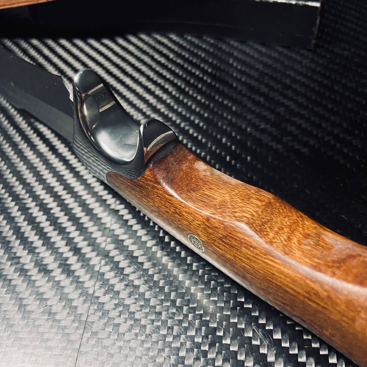 Yahoo!オークション - 【日本在庫あり 翌日発送 】刃厚4mm 200g重量感 ...