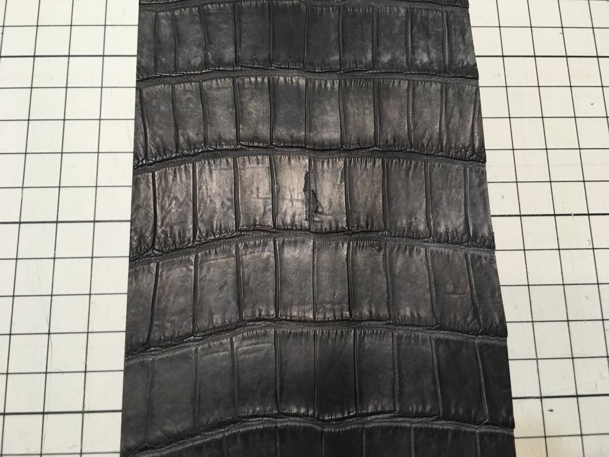 Yahoo!オークション - CR4-367 希少顎革アゴワニ 限定色焦がし溶岩マッ...