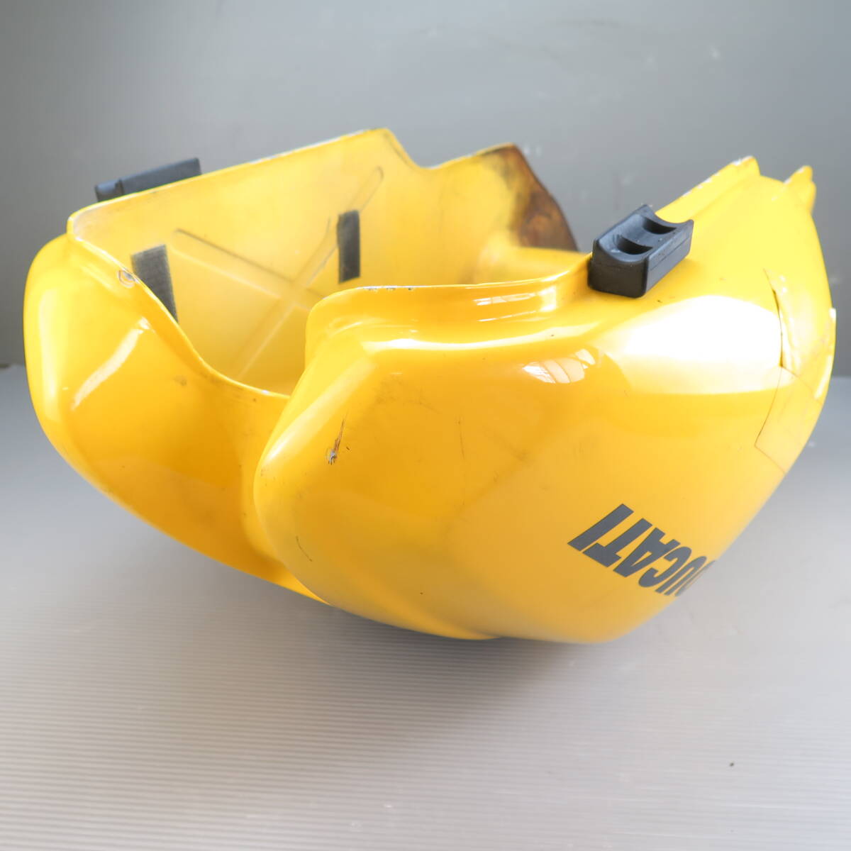 【樂淘letao】日本代購代標第一品牌－ モンスターS4 [ZDMM400] 純正 ガソリンタンク 燃料タンク フューエルタンク 右凹みドゥカティ DUCATI ZDM916W S4R ...