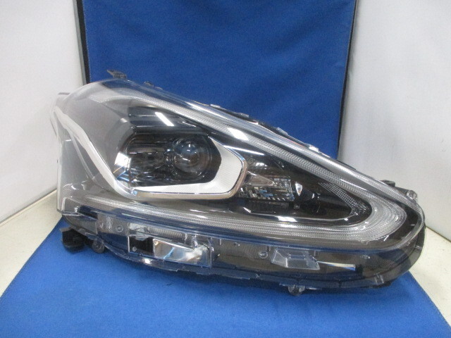 Yahoo!オークション - トヨタ シエンタ NSP170/NCP175/NHP170 前期 右...