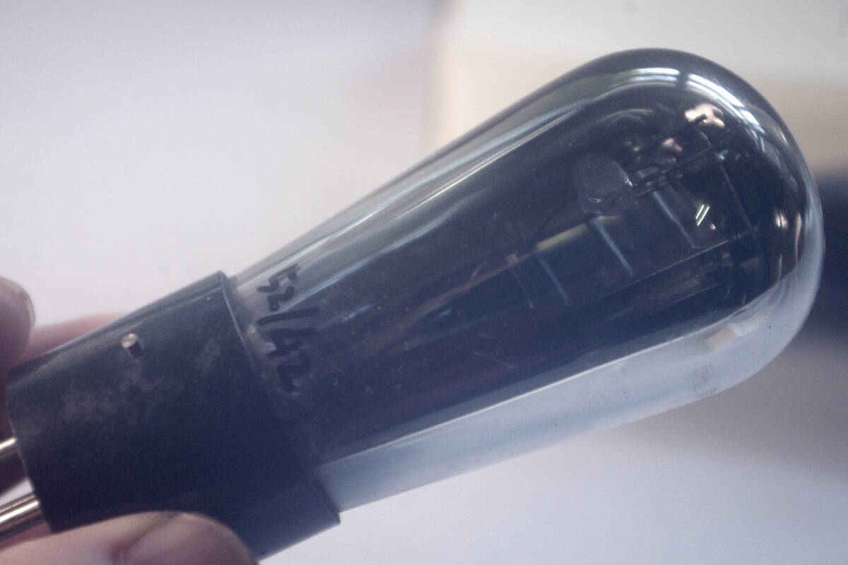 Yahoo!オークション - 真空管 音声出力用 UX-171A 2本 チェック済