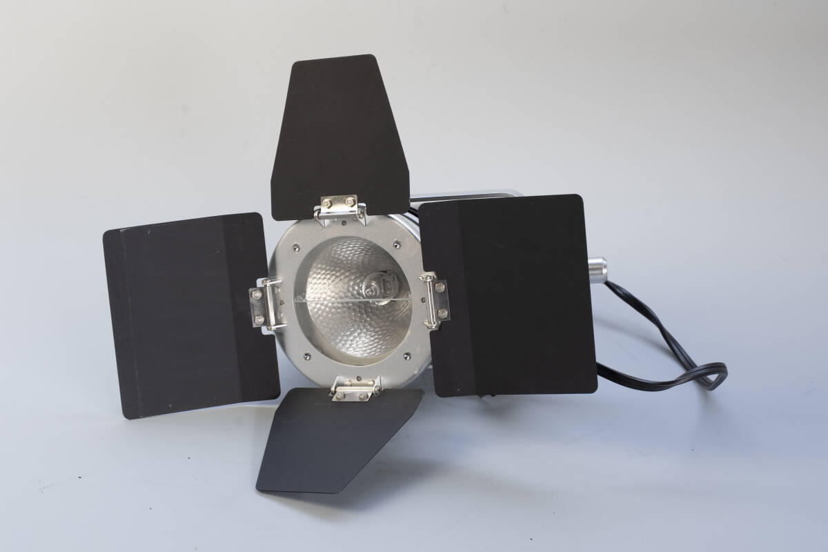 Yahoo!オークション - LPL ビデオライト1500