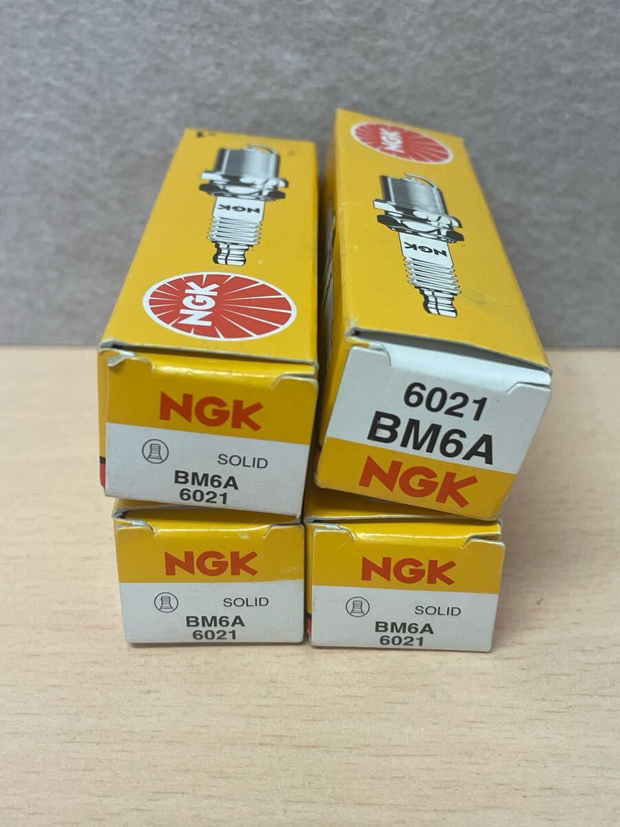 Yahoo!オークション - y071804a NGK BM6A 6021 一体形 スパークプラグ ...