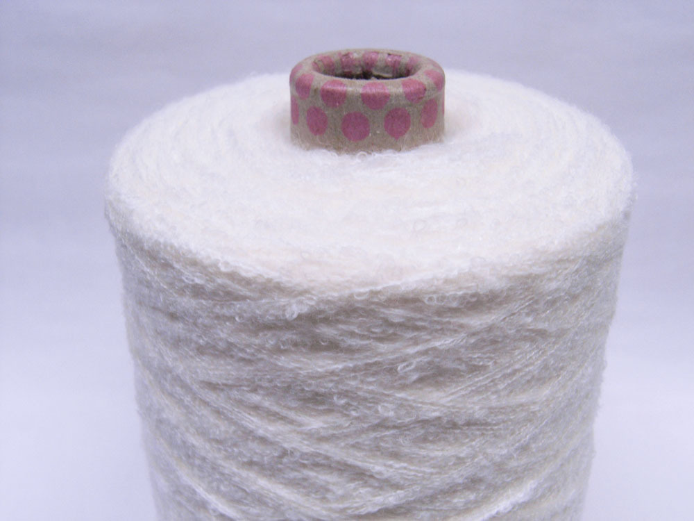 Yahoo!オークション - アルパカ混ループヤーン4本取り オフ 430g