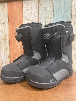 Yahoo!オークション - 新品未使用 K2 KINSLEY BLK 25.5㎝ スノーボード...