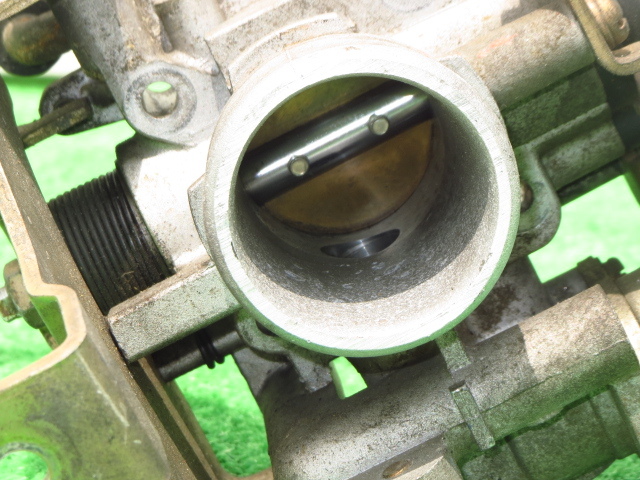 Yahoo!オークション - スバルサンバーTT2前期 スロットルボディー HITA...