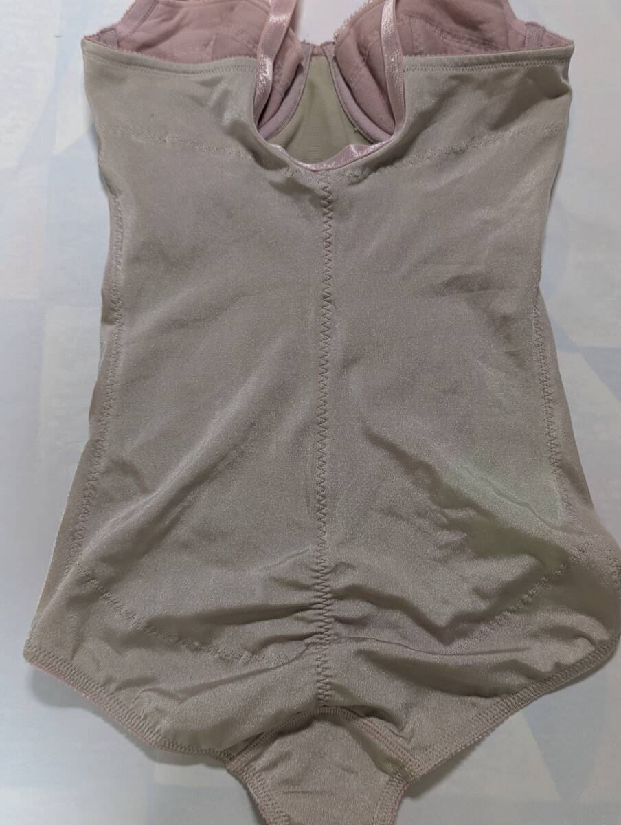 Yahoo!オークション - 補正下着 ワイヤーボディスーツ A80L