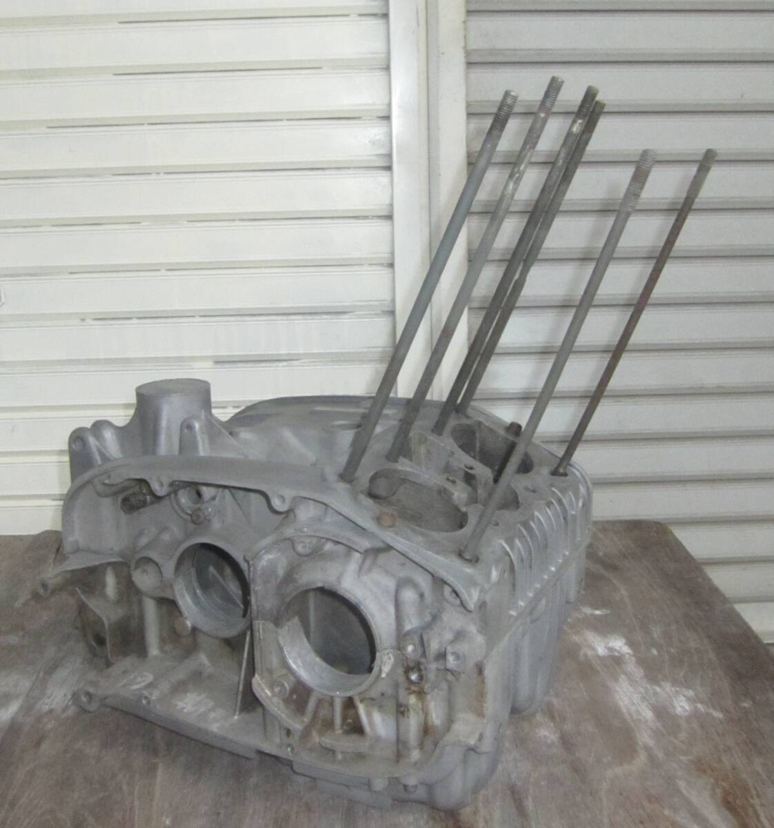 Yahoo!オークション - ホンダ CB72 C72 (61年)初期型 クランクケース ...