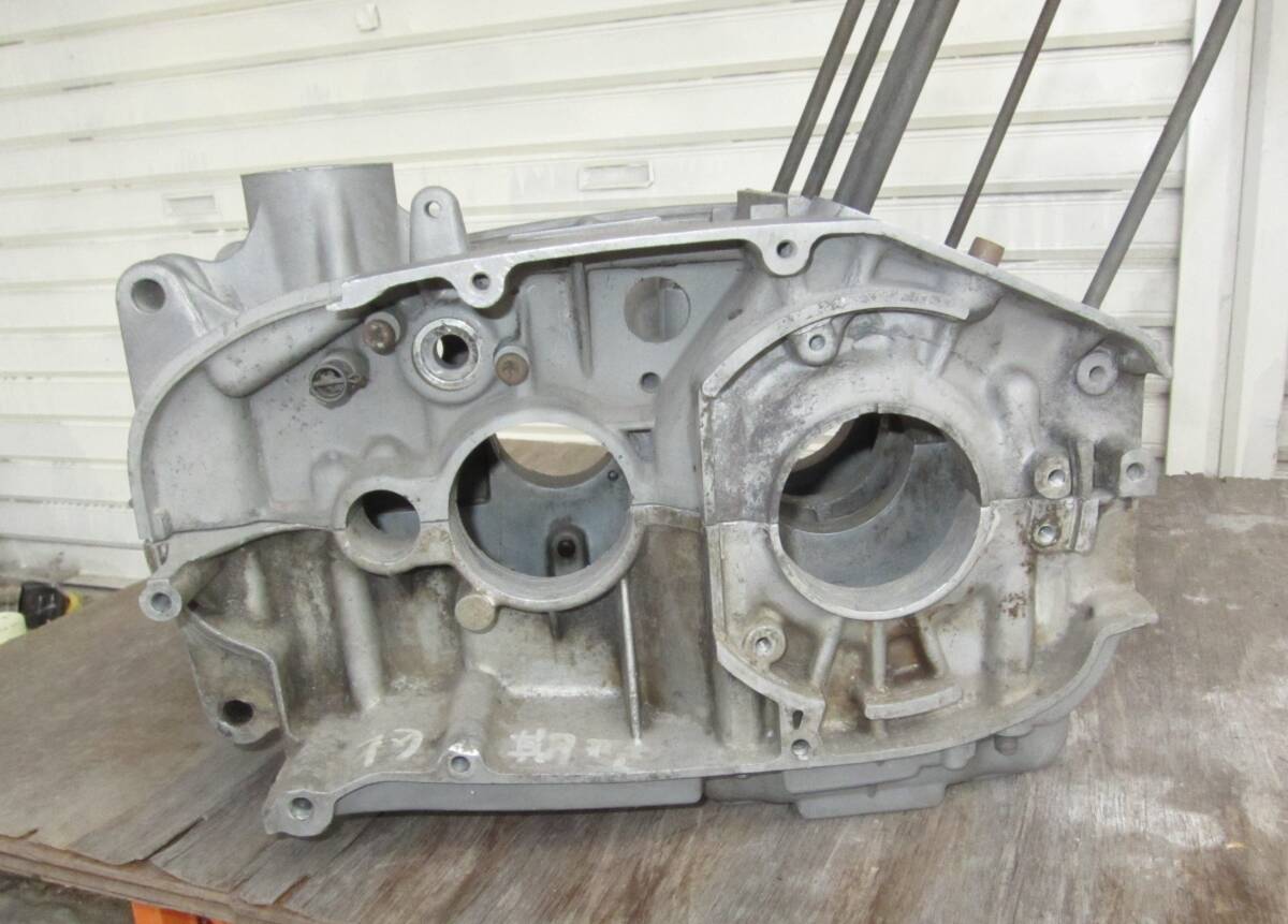 Yahoo!オークション - ホンダ CB72 C72 (61年)初期型 クランクケース ...