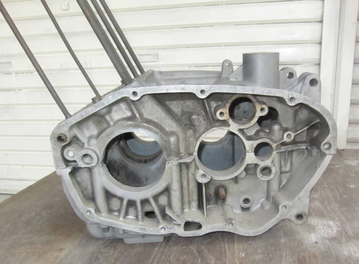 Yahoo!オークション - ホンダ CB72 C72 (61年)初期型 クランクケース ...