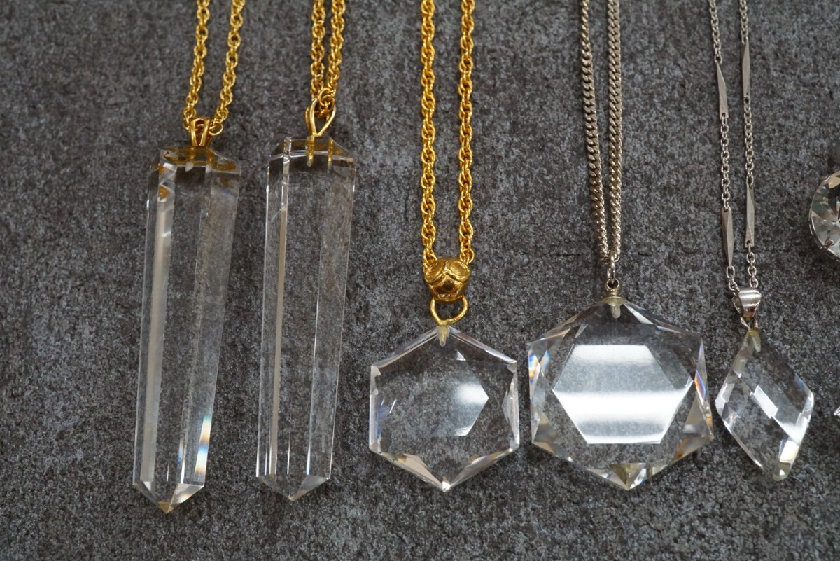 Yahoo!オークション - C722 本水晶 ネックレス ペンダント 14点セット ...