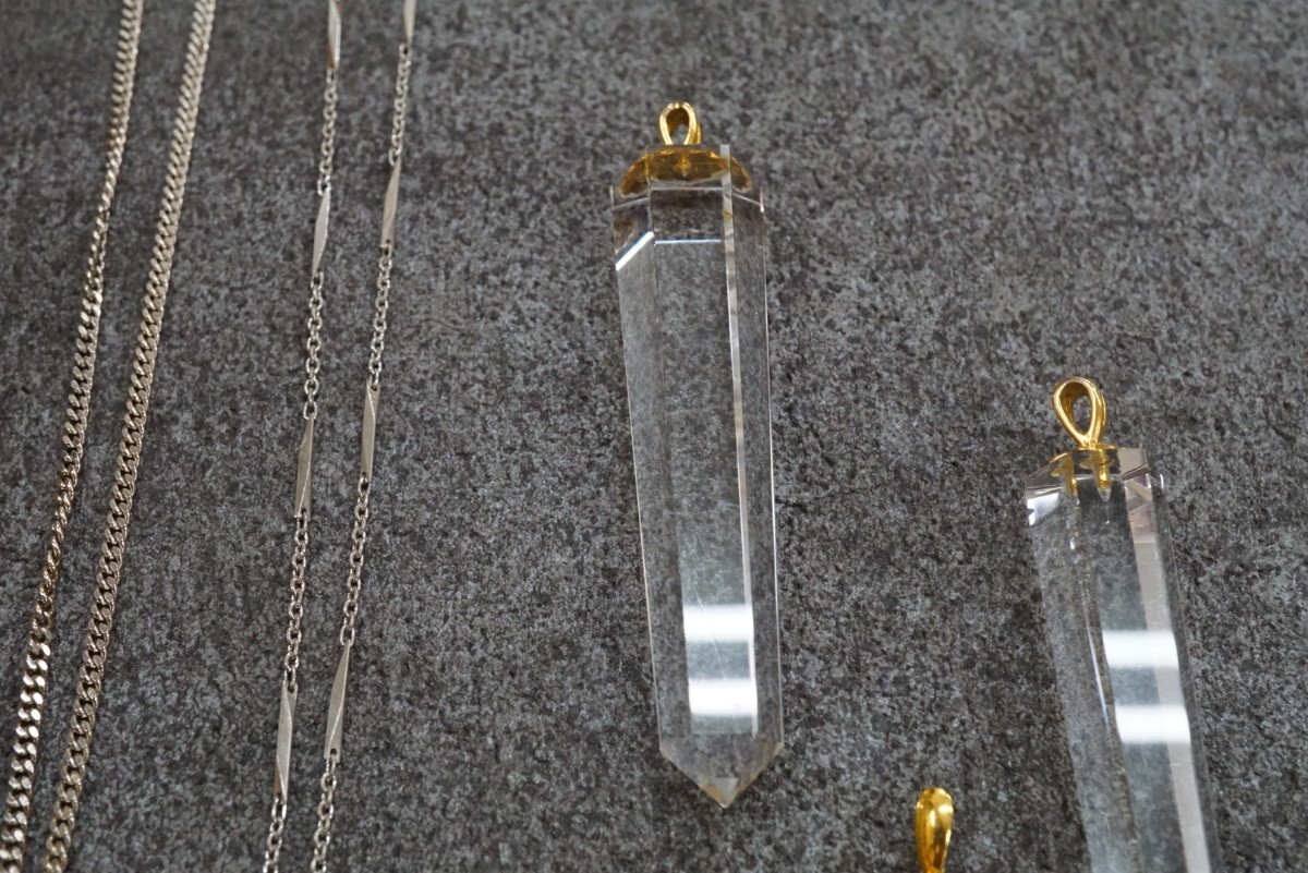 Yahoo!オークション - C722 本水晶 ネックレス ペンダント 14点セット ...