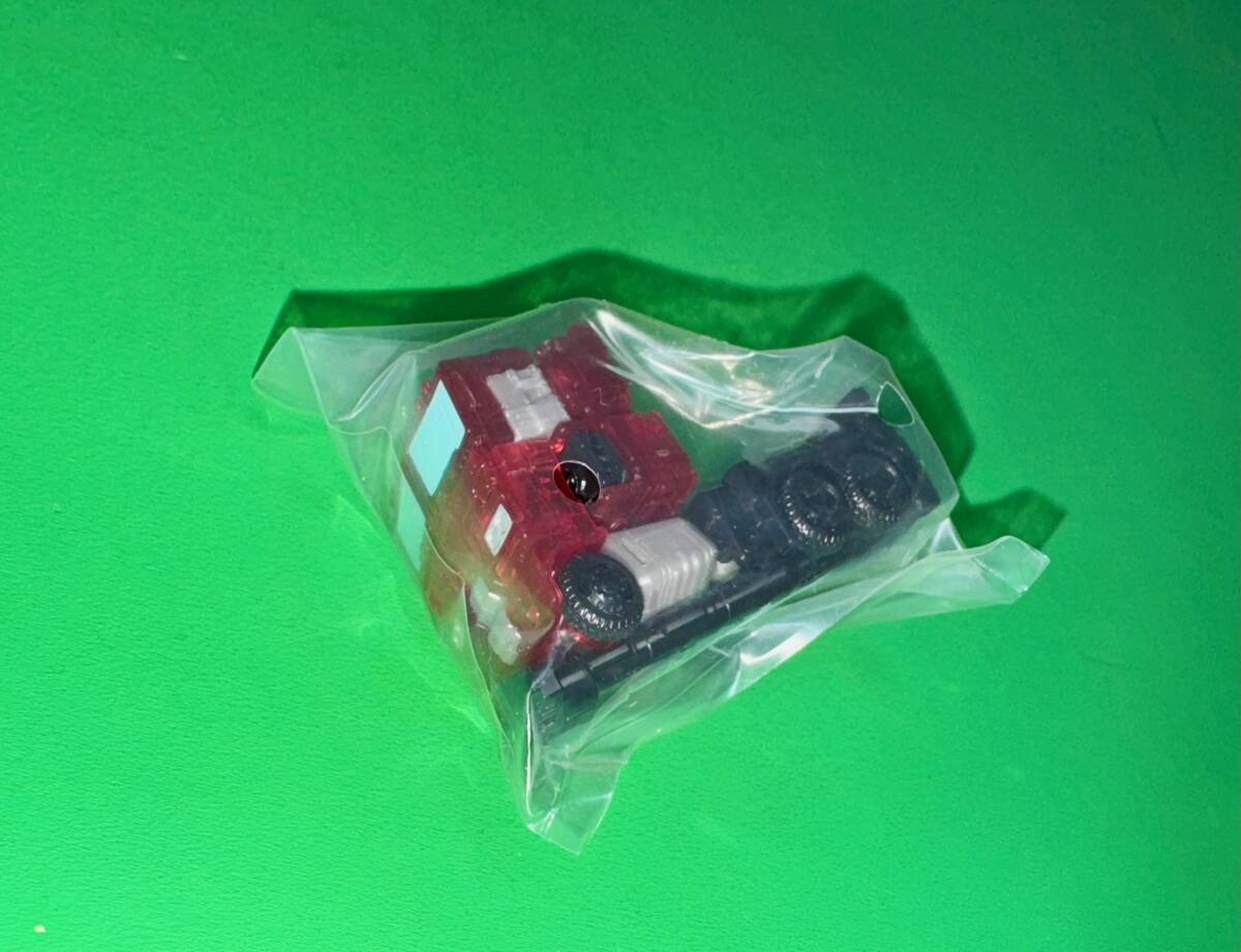 Yahoo!オークション - K89 未開封非売品/オプティマスプライム/レッド...