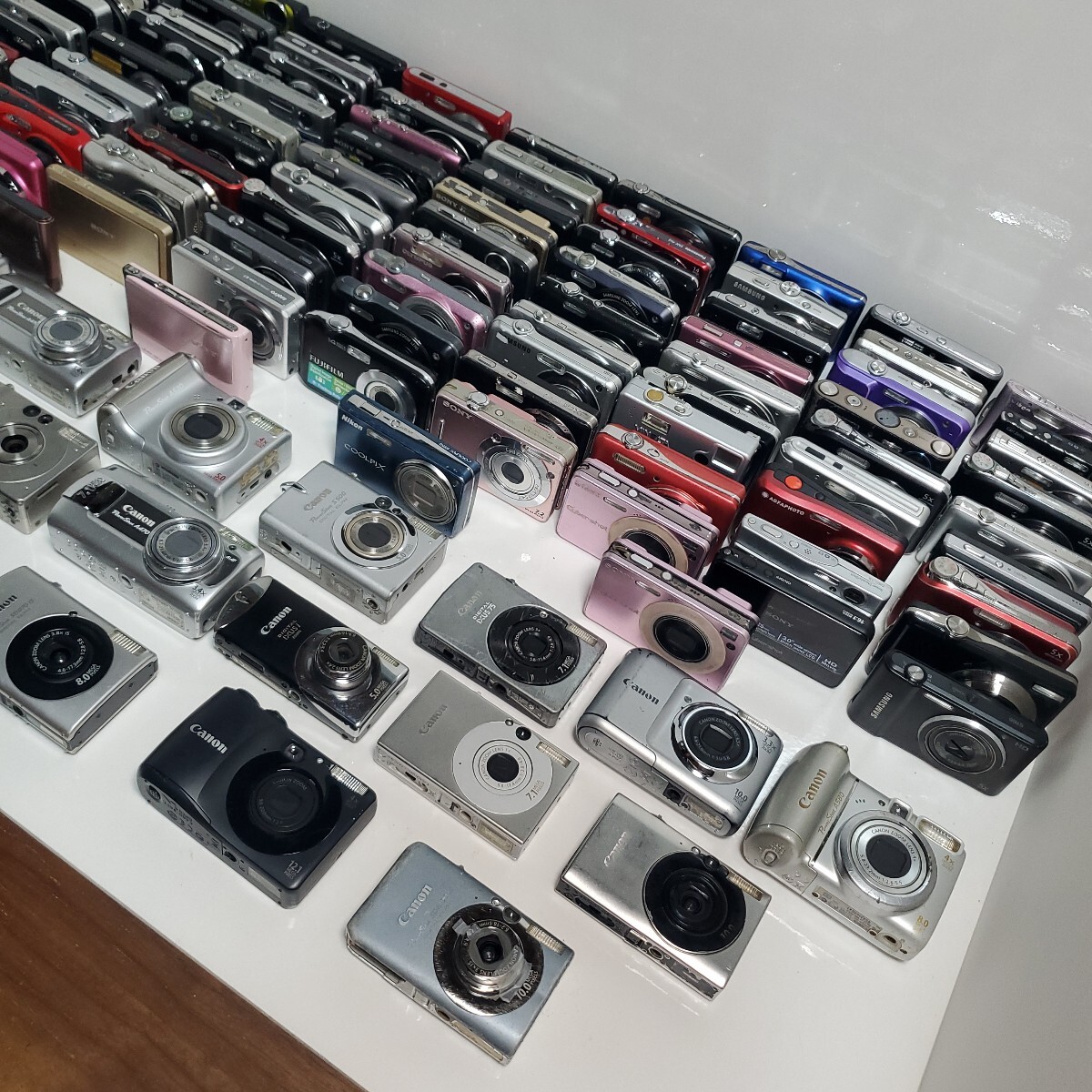 Yahoo!オークション - 01 Canon20台含む計105台 大量デジカメまとめ売...