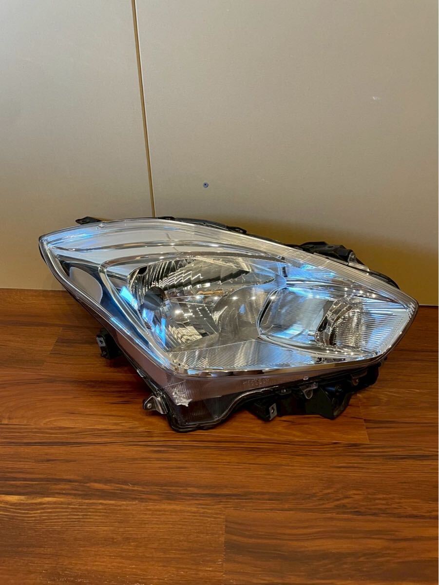 Yahoo!オークション - スズキ スイフト ZC83系 右ハロゲン ヘッドライ...