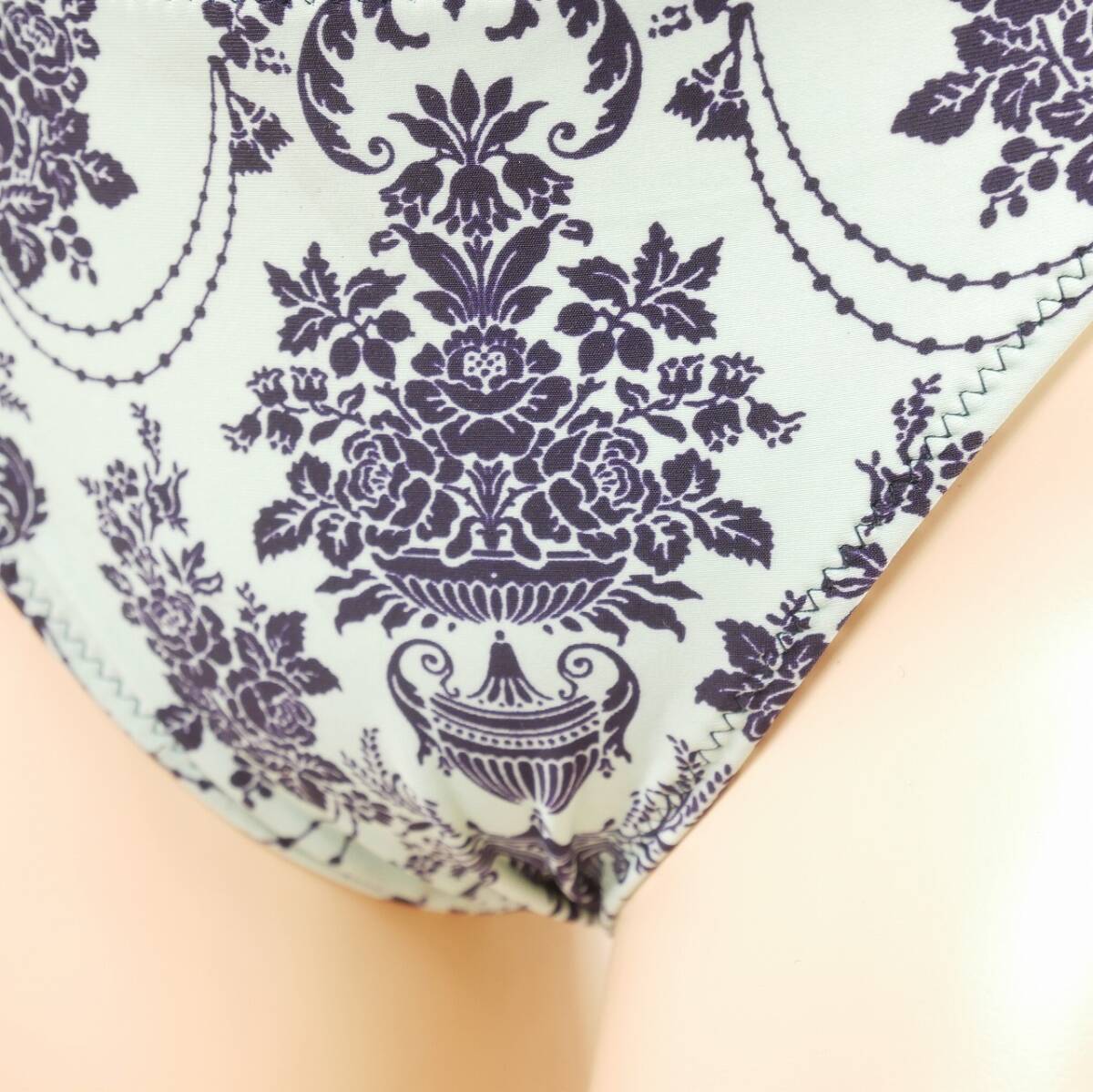 Yahoo!オークション - 7279 美品 レディース水着大人エレガント柄ホル...