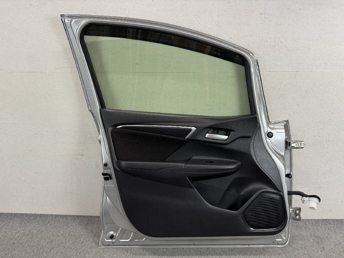 Yahoo!オークション - 凹み無 H28年 GP5 フィット ハイブリッド 走行4....