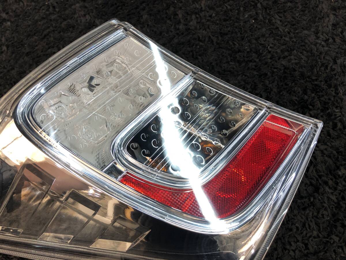 Yahoo!オークション - フリード ハイブリッド テールランプ 左右セット...