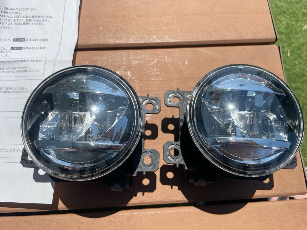 Yahoo!オークション - スバル 純正 レヴォーグ VM LEDフォグランプ 左...