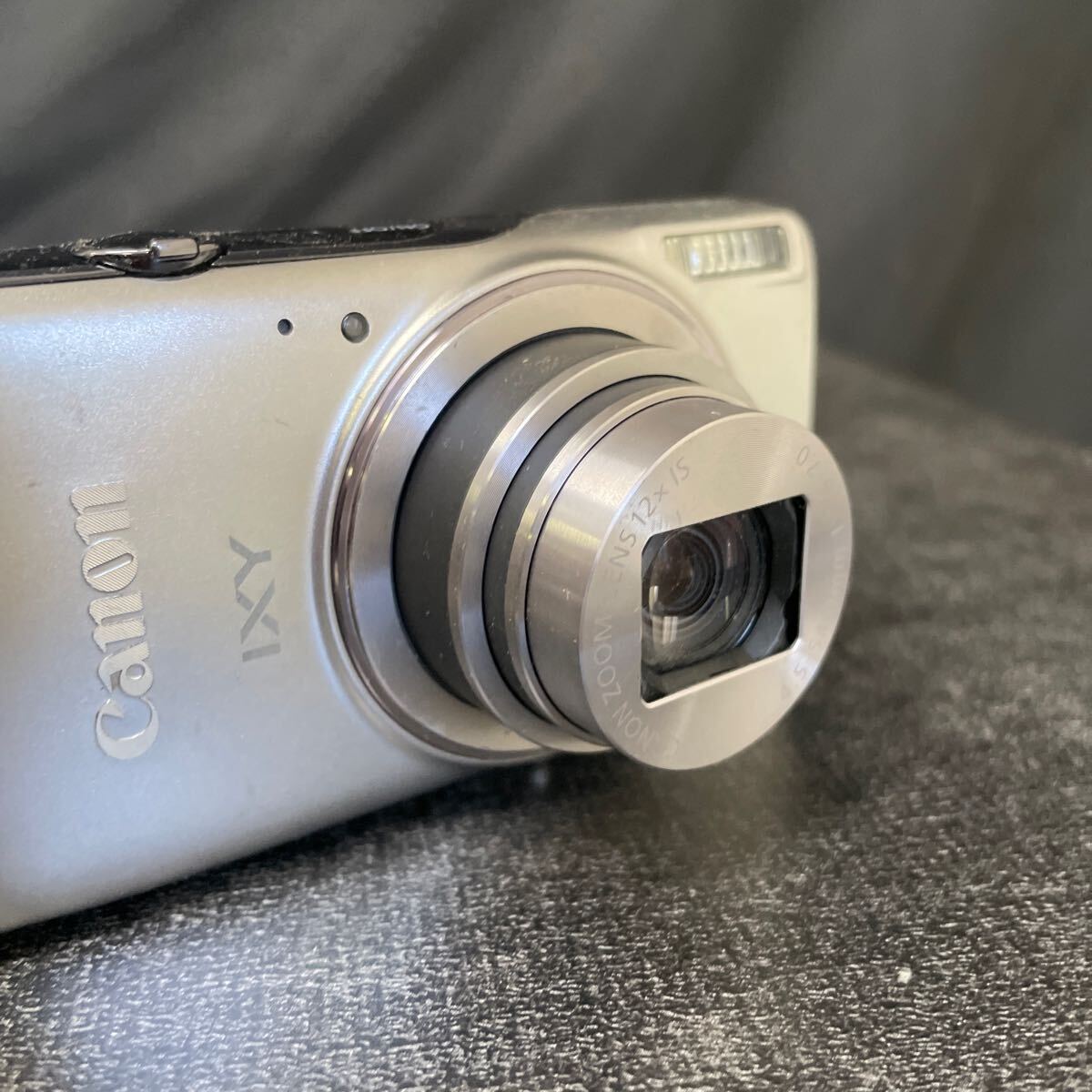 Yahoo!オークション - Canon IXY 650 PC2274 シルバー コンパクトデジ...