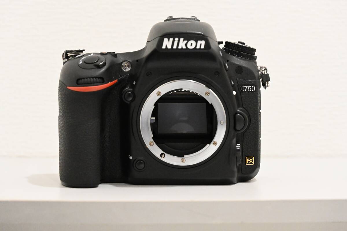 Yahoo!オークション - 【美品】ニコン Nikon D750 ボディ ショット数19...