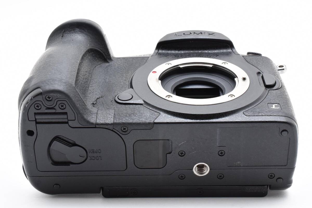 Yahoo!オークション - Panasonic GH5 ボディ