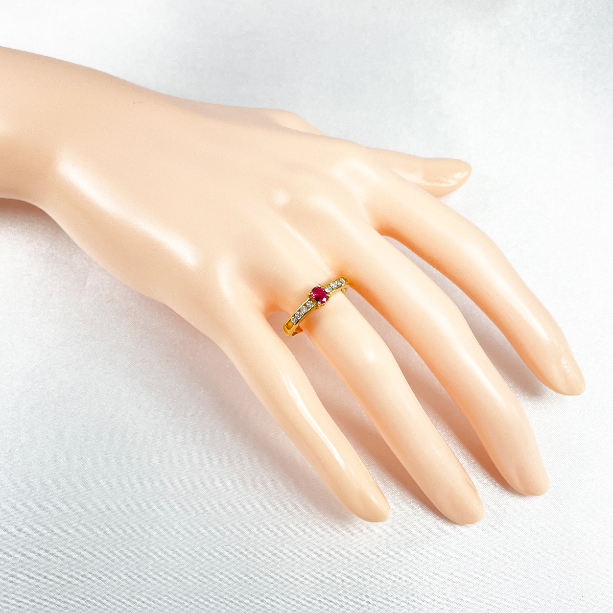 Yahoo!オークション - K18 天然ルビー 0.22ct 天然ダイヤモンド 0.16ct...