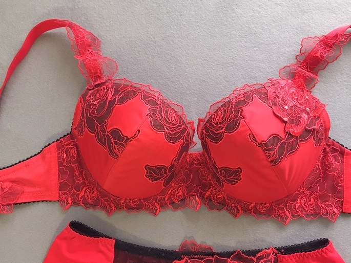 Yahoo!オークション - サルート ムーランルージュ 逢姫 20 補正下着 F7...