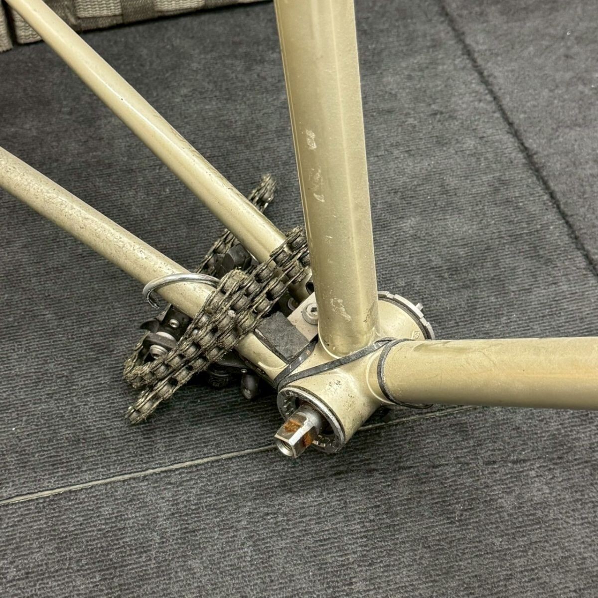 Yahoo!オークション - S929-O15-8241 PELOTON プロトン ピスト フレー...