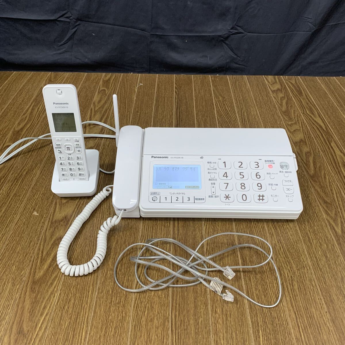 Panasonic パナソニック デジタルコードレスFAX おたっくす KX-PD205-W 子機付属 通電確認済み 電話機(電話機一般)｜売買されたオークション情報、yahooの商品情報を ...