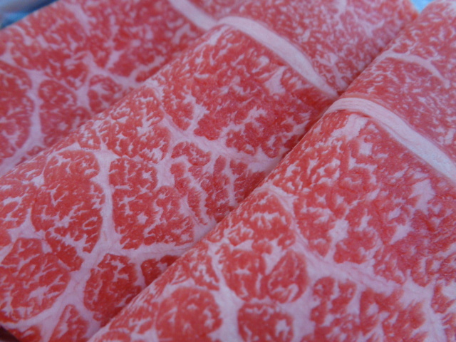 Yahoo!オークション - 訳 岩手A5牝 超特外モモ（霜降りしゃぶ） 3k...