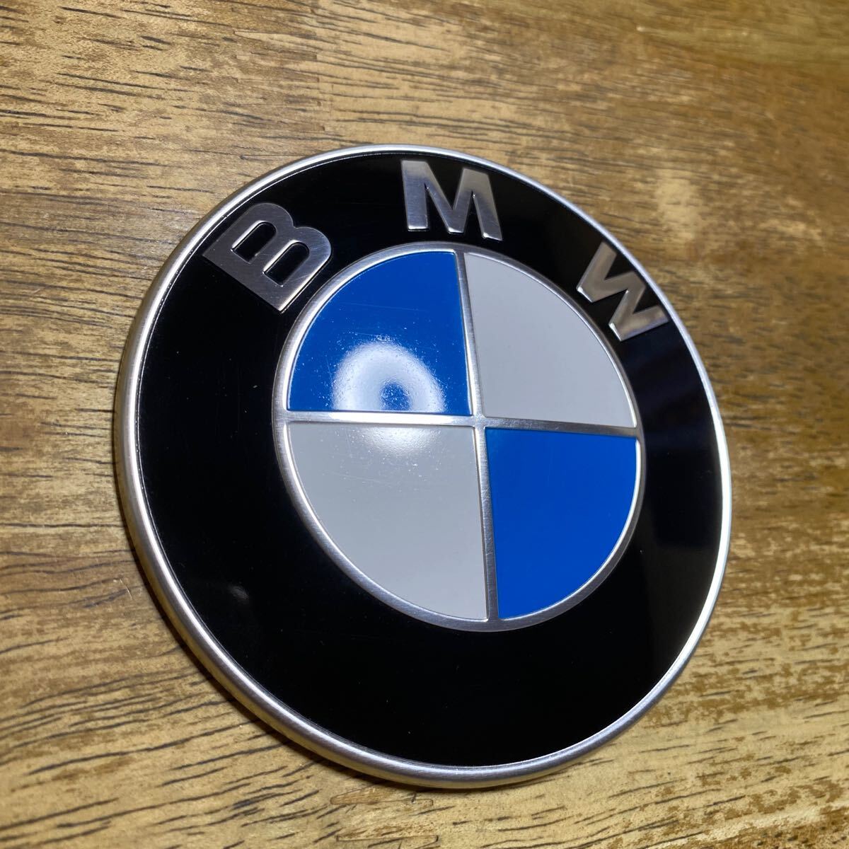 Yahoo!オークション - BMW純正 フロントバンパーエンブレム 82mm