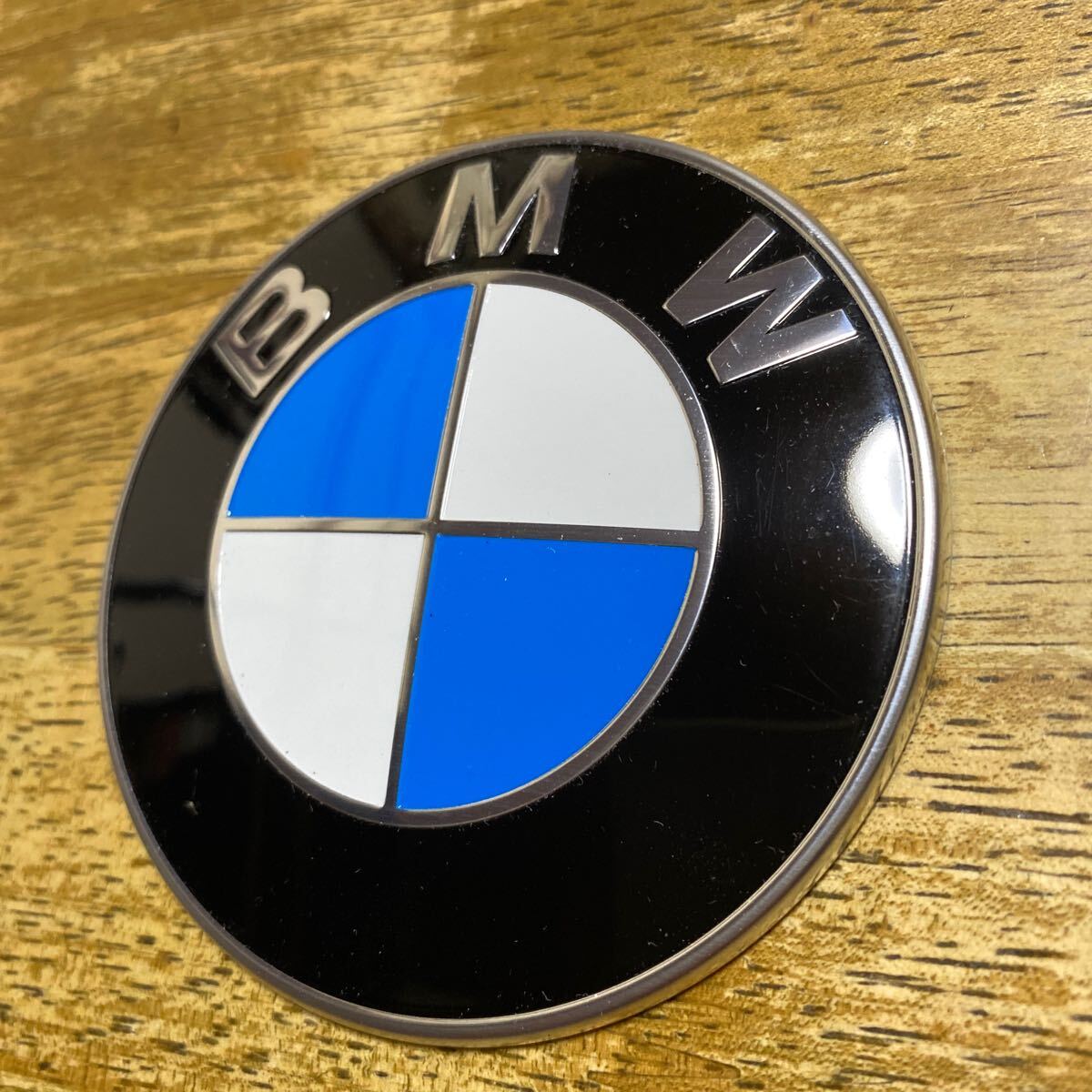 Yahoo!オークション - BMW純正フロントバンパーエンブレム82mm