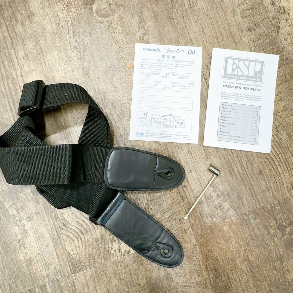 Yahoo!オークション - EDWARDS E-PA-125D/2TS エドワーズ セミアコース...