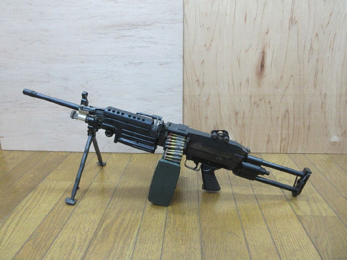 Yahoo!オークション - M249 MINIMI FNH社 電動ガン 動作未確認 _長M929