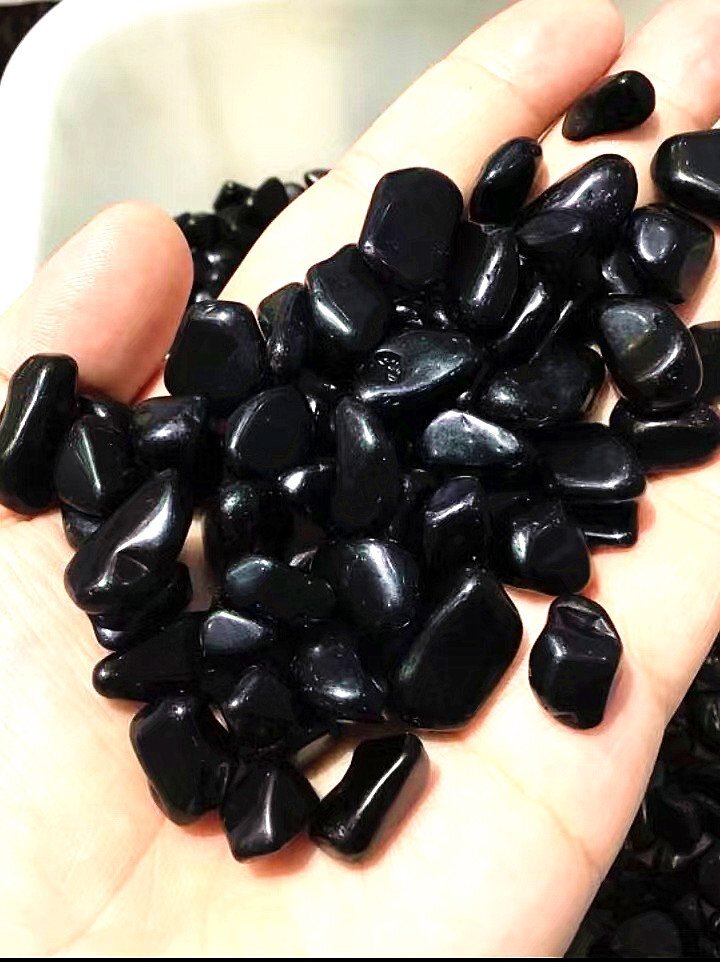 Yahoo!オークション - AAA級天然オニキスチップ181U11-15U