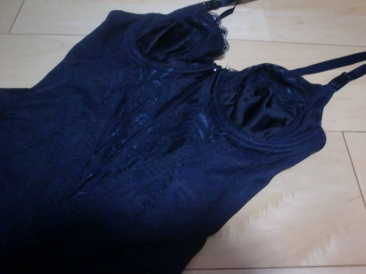 Yahoo!オークション - 45-547 セシール 黒 ボディースーツ B80L