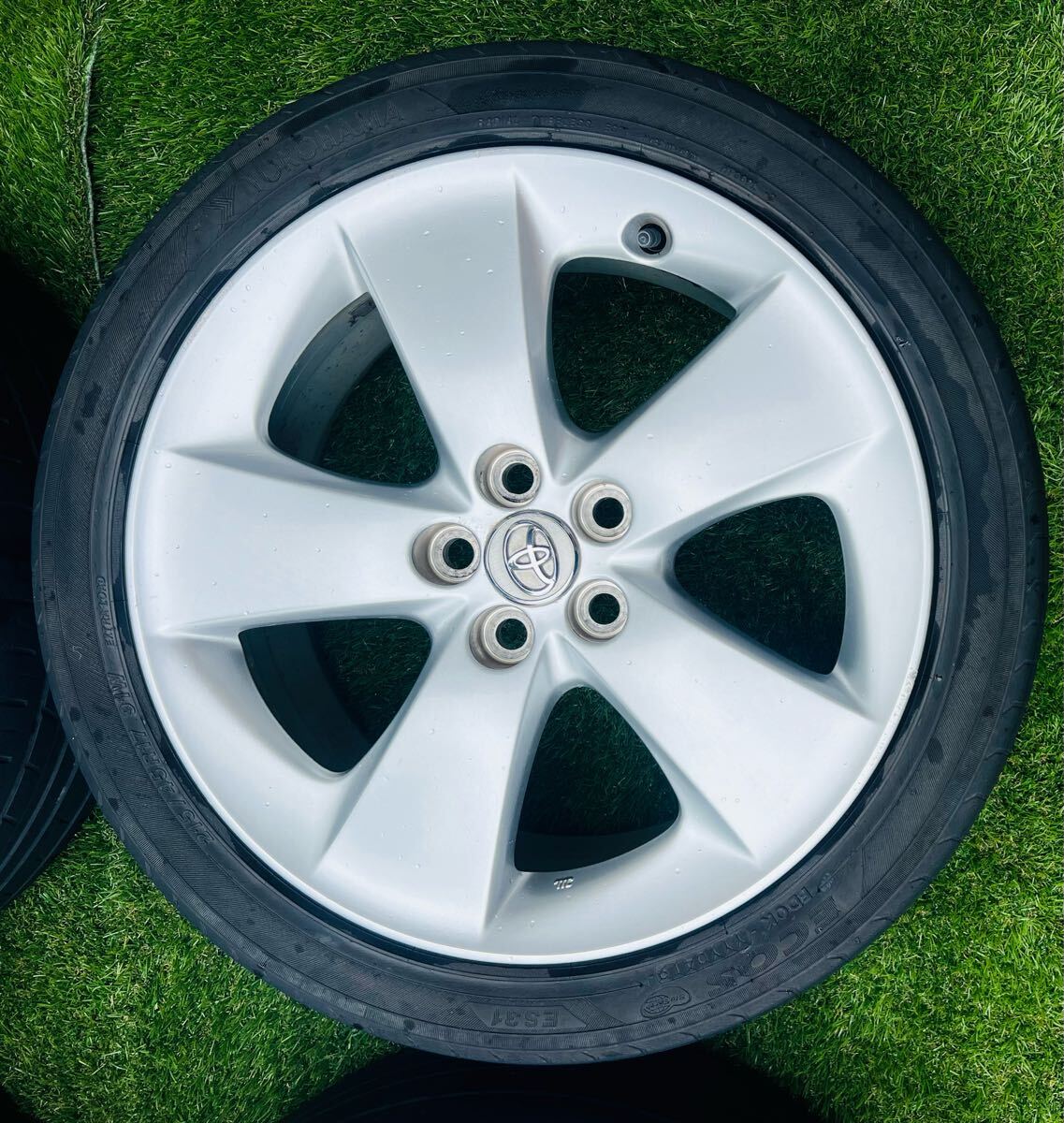 Yahoo!オークション - トヨタ純正 プリウス 17x7J 50 ZVW30 Sツーリン...