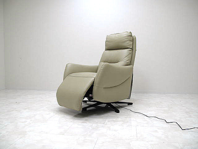 Yahoo!オークション - 展示品 NITORI/ニトリ 「LE01」電動本革リクライ...