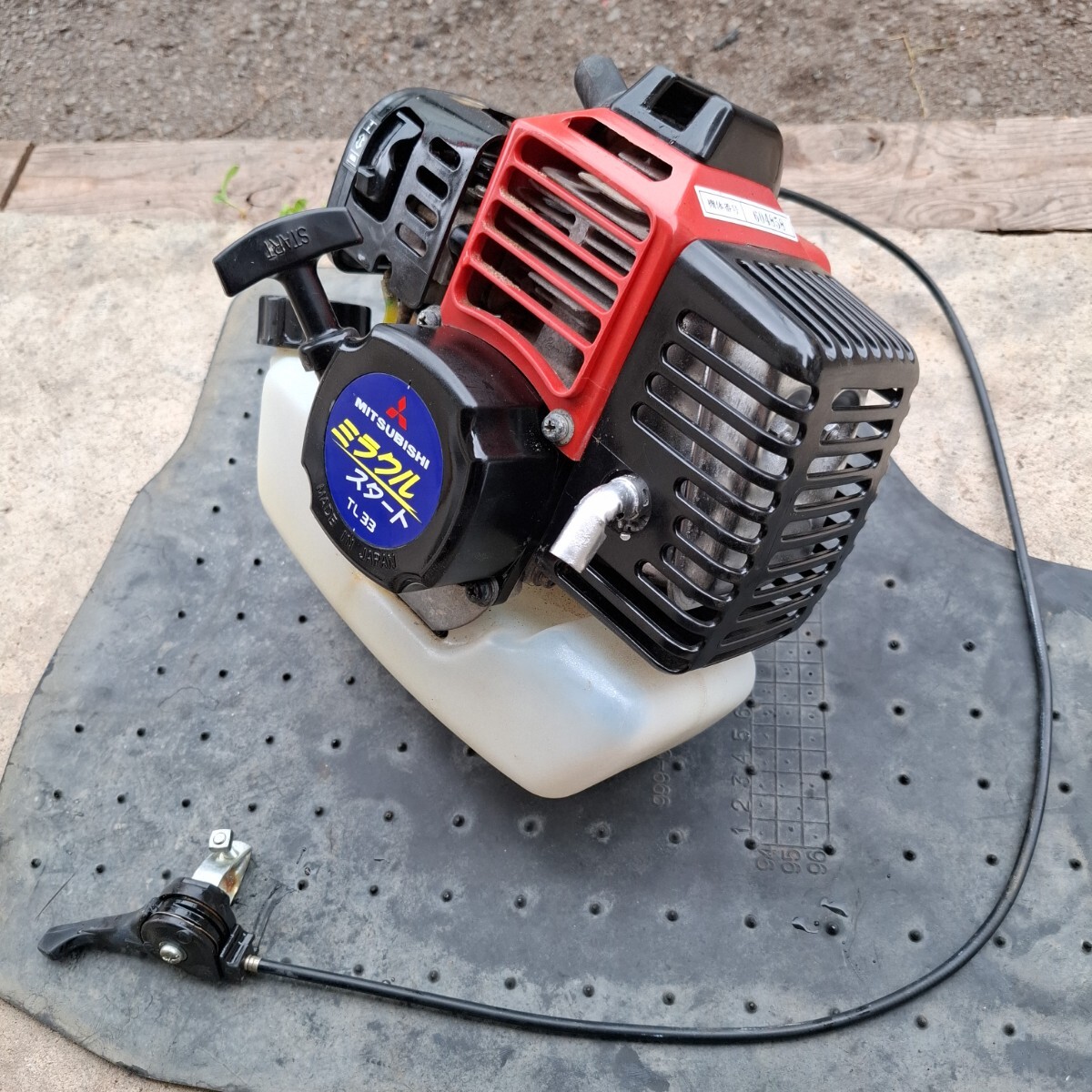 Yahoo!オークション - 三菱 2ストロークエンジン TL33-PFD ミラクルス...