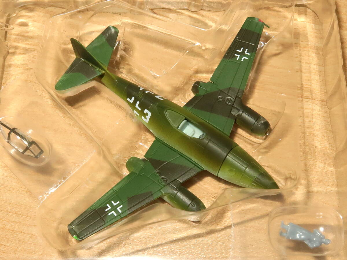 Yahoo!オークション - 特別彩色 1/144 メッサーシュミット Me262A ウイ...