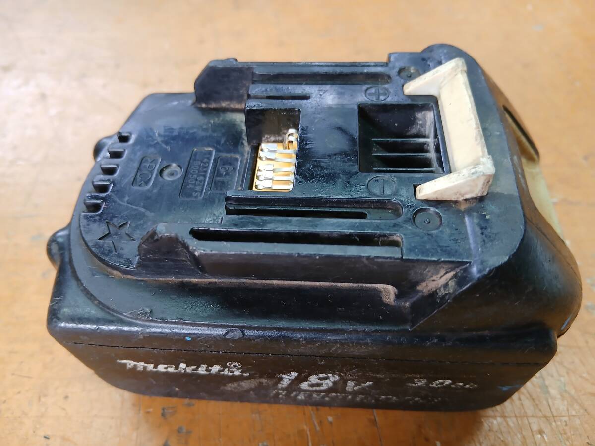 Yahoo!オークション - k8525 マキタ BL1830 18V