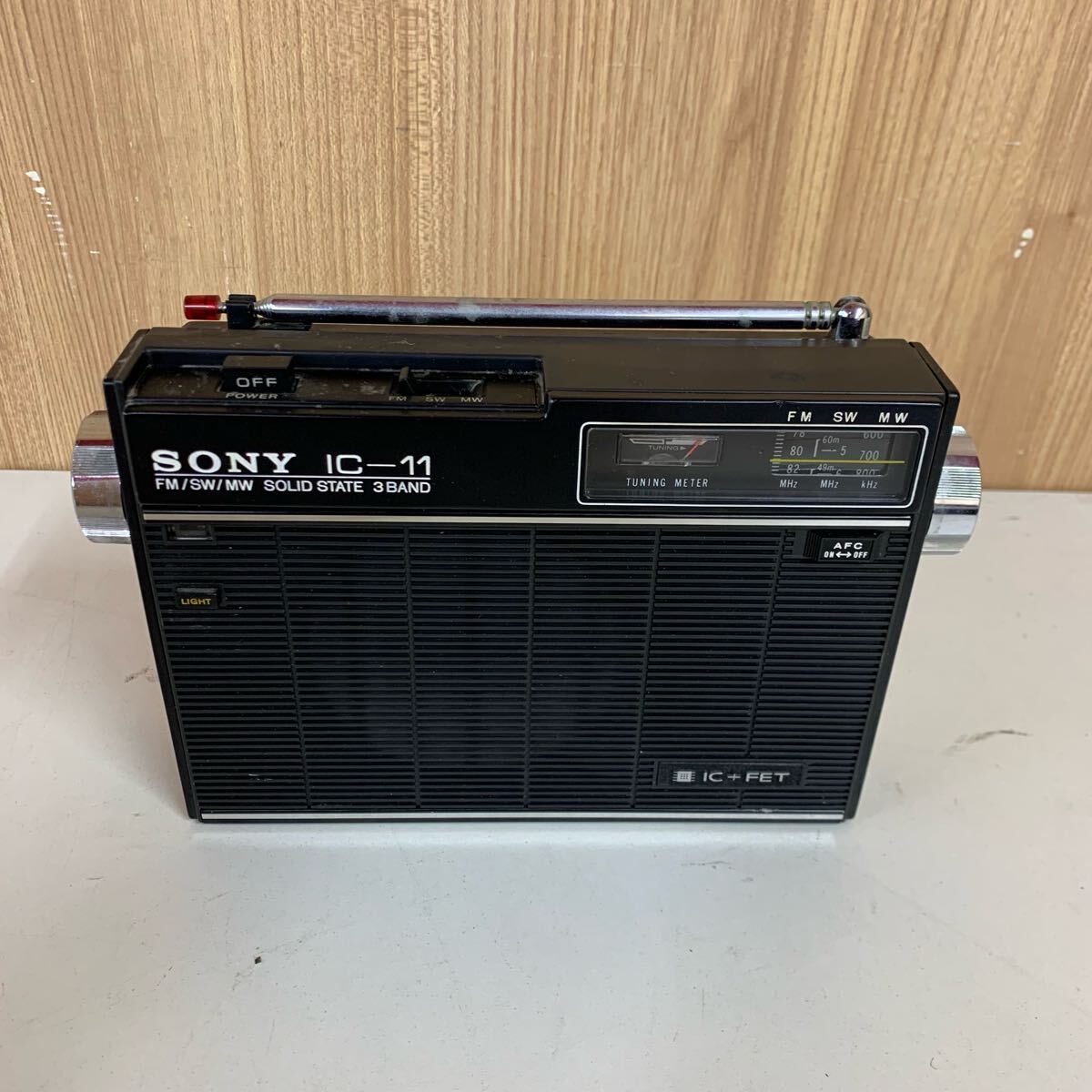 Yahoo!オークション - 【B-2】 Sony IC-11 ラジオ 通電未確認 ソニー ...