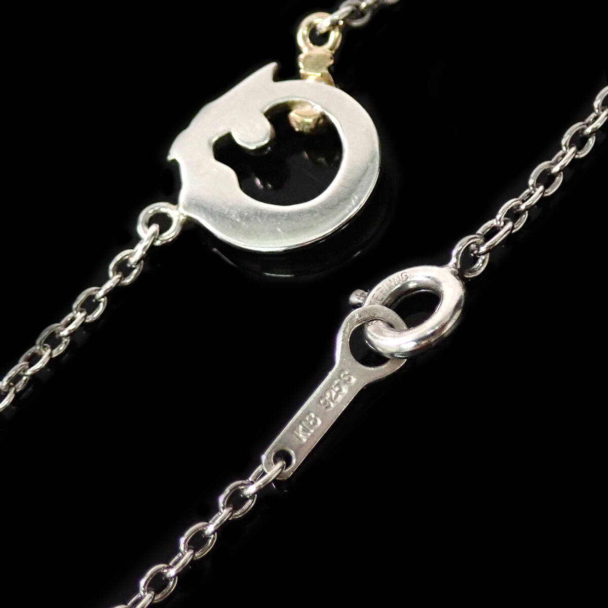 トラサルディ TRUSSARDI K18／925 Silver 40cm Logo Necklace(トラサルディ)｜売買されたオークション情報、yahooの商品情報をアーカイブ公開 ...