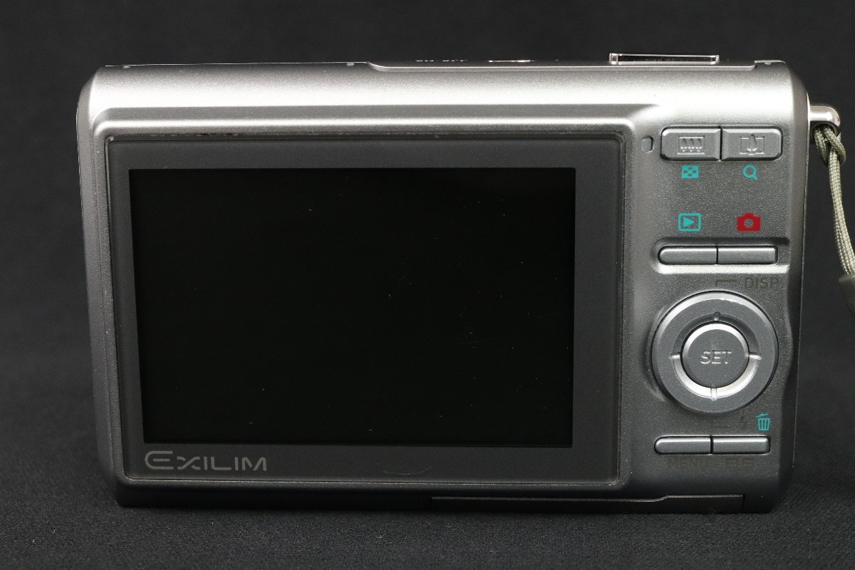 Yahoo!オークション - CASIO カシオ EXILIM エクシリム EX-Z75 シルバ...