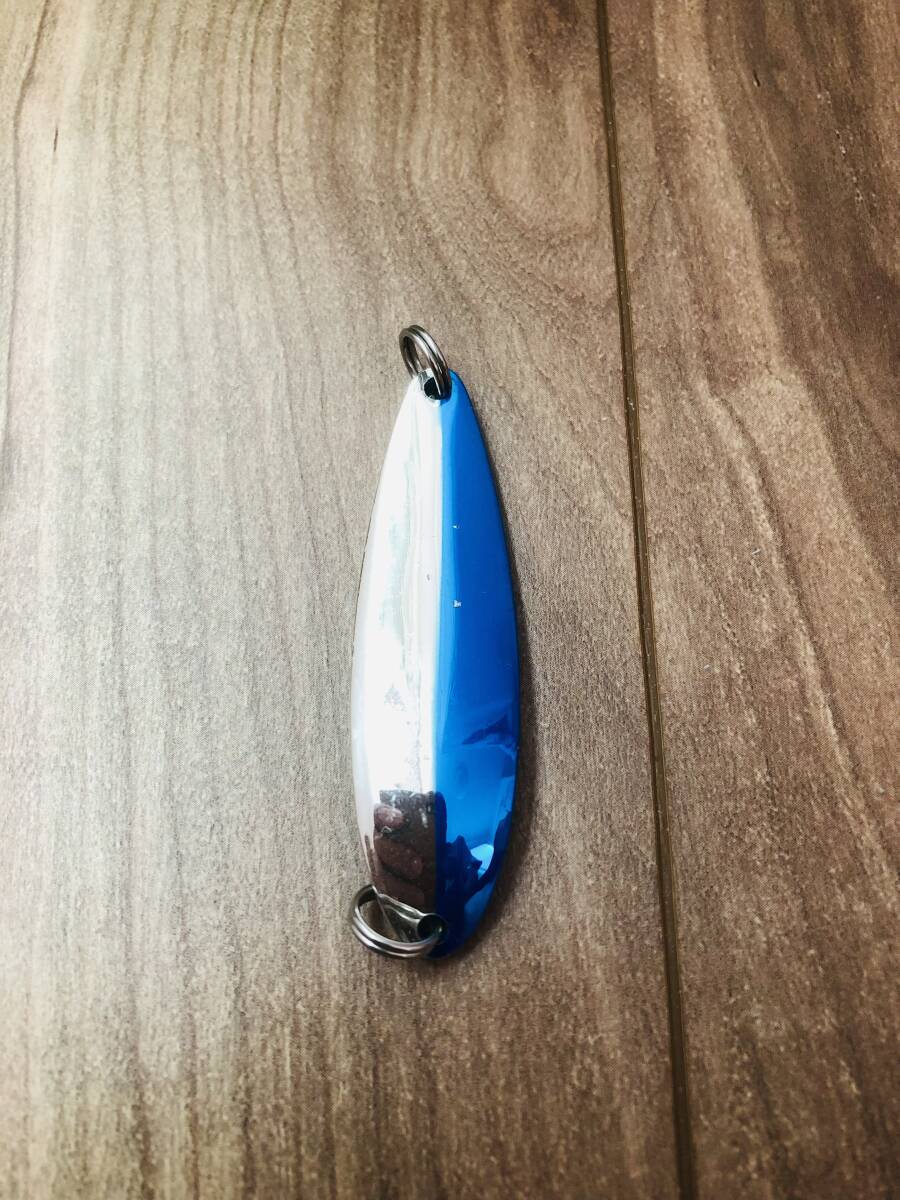 Yahoo!オークション - ダイワ チヌークs 21g 青銀①