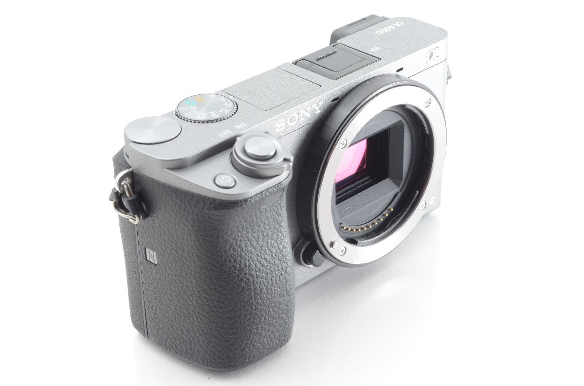 #B729 ショット数”6400”回 並品 SONY α6000 ボディ グラファイトシルバー ILCE-6000 ソニー(ソニー)｜売買されたオークション情報、yahooの商品情報を ...