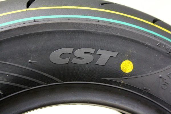 Yahoo!オークション - 送料500円 即日発送可能 CST製 CM-SR タイヤ 話...