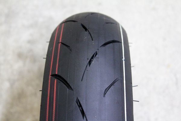 Yahoo!オークション - 送料500円 即日発送可能 CST製 CM-SR タイヤ 話...